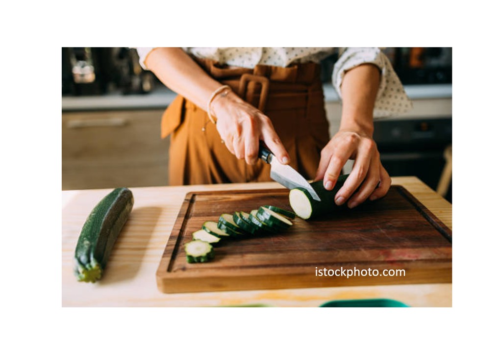 12 Amazing Health Benefits of Courgette (Zucchini) You Should Know